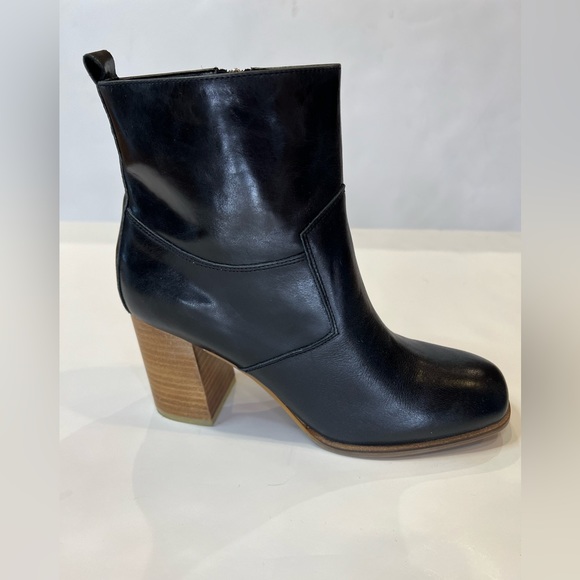 Sbicca | Shoes | Sbicca Toccoa Bootie | Poshmark